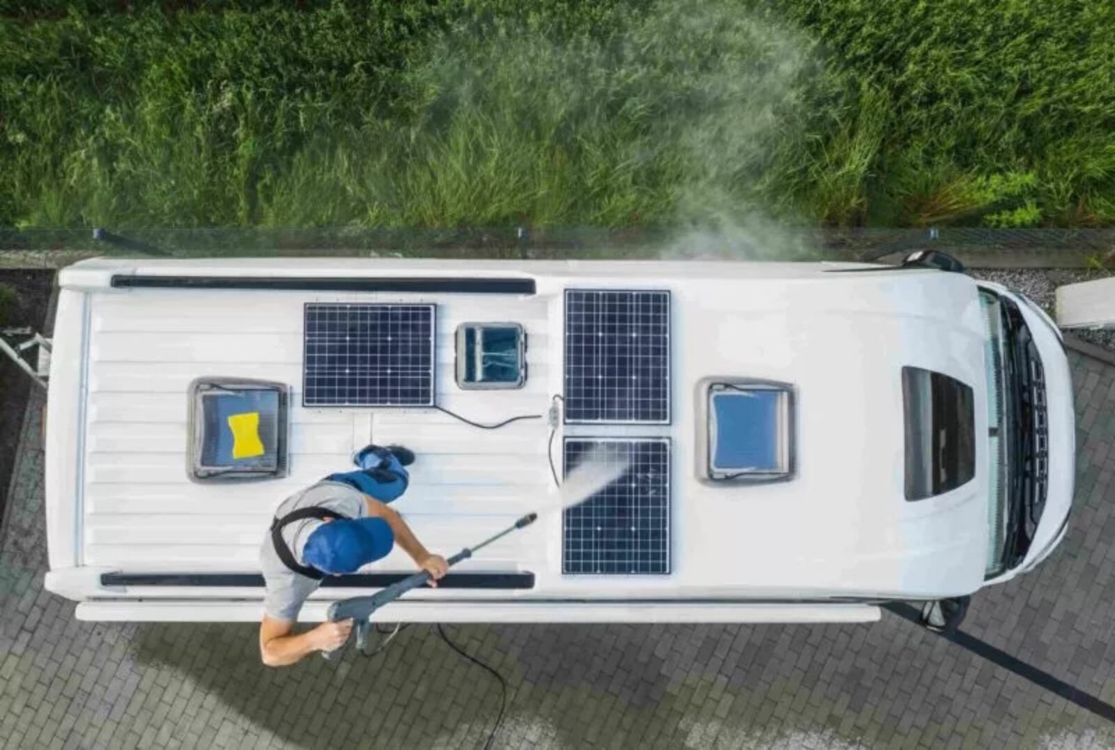 Camper wassen in de wasstraat: hier moet je op letten - ANWB Camping ...